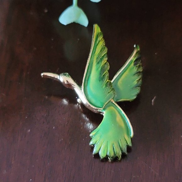 Gerry'S | Jewelry | Vintage Gerrys Green Enamel Hummingbird Brooch Bird ...